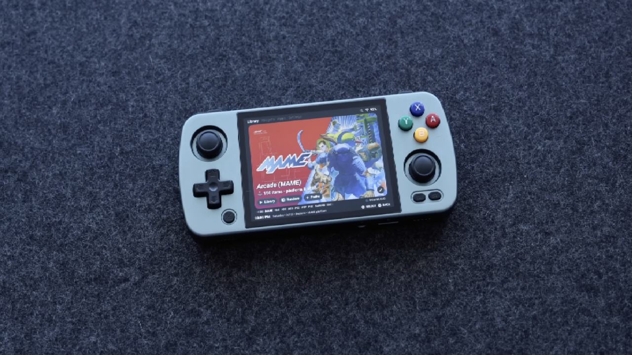 RG477M Review: The Ultimate CRT Emulation Handheld for True Retro ...